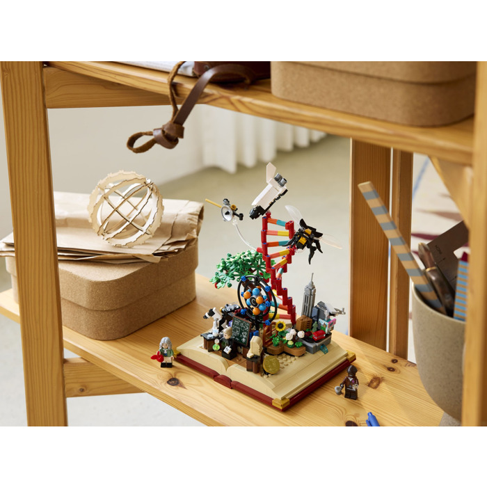 LEGO The Evolution of STEM Set 21355 | Brick Owl - LEGO Marketplace