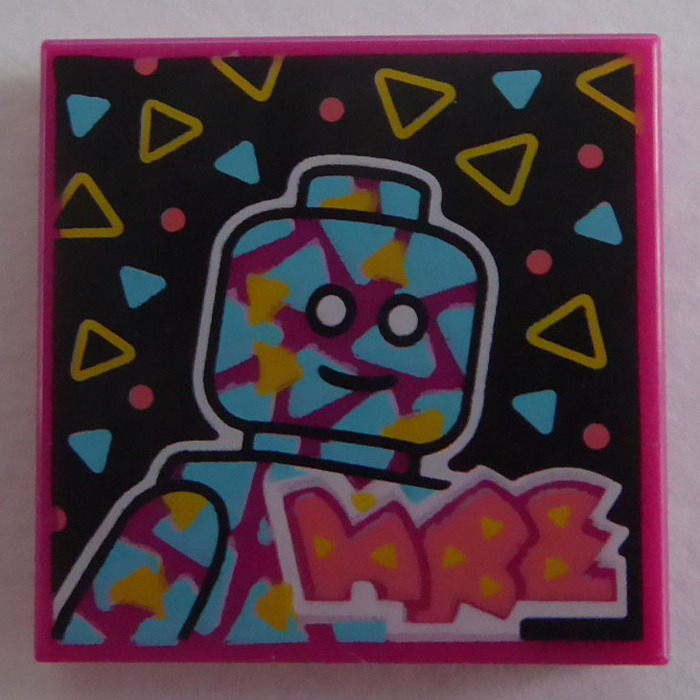 LEGO Tile 2 x 2 with Minifigure and Triangles with Groove (3068 ...