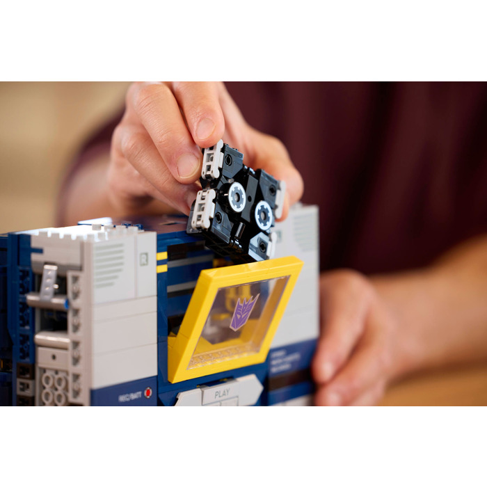 LEGO Transformers: Soundwave Set 10358 | Brick Owl