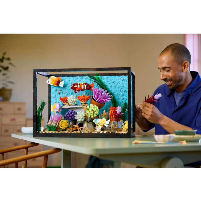 LEGO Tropical Aquarium Set 10366 | Brick Owl