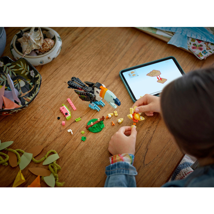 LEGO Tropical Toucan Set 31173 | Brick Owl - LEGO Marketplace