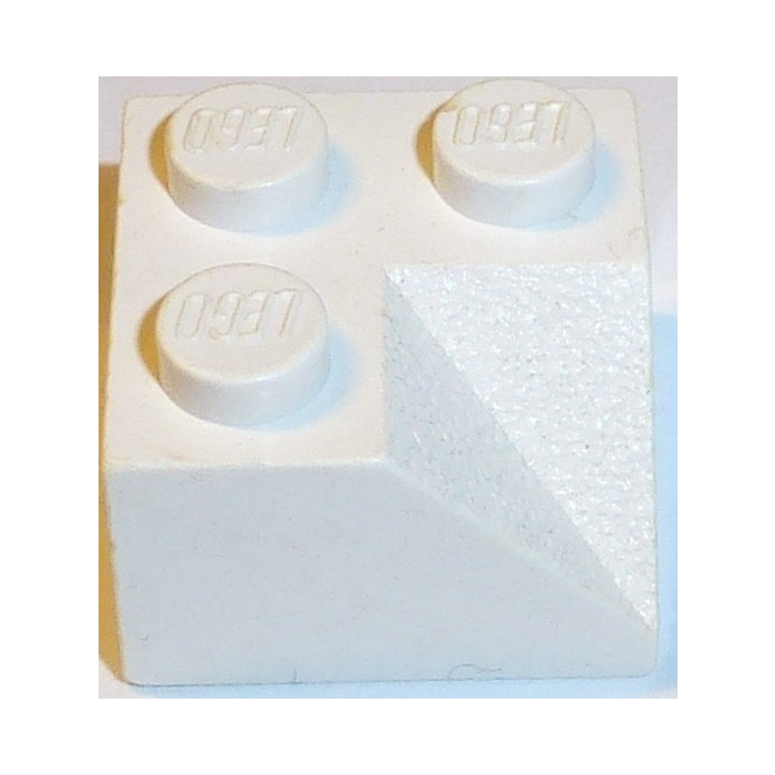 LEGO White Slope 2 x 2 (45°) with Double Concave (3046 / 4723) | Brick Owl