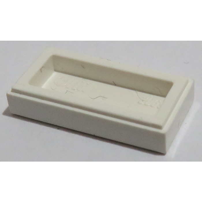 LEGO White Tile 1 x 2 with Groove (3069 / 113477) | Brick Owl