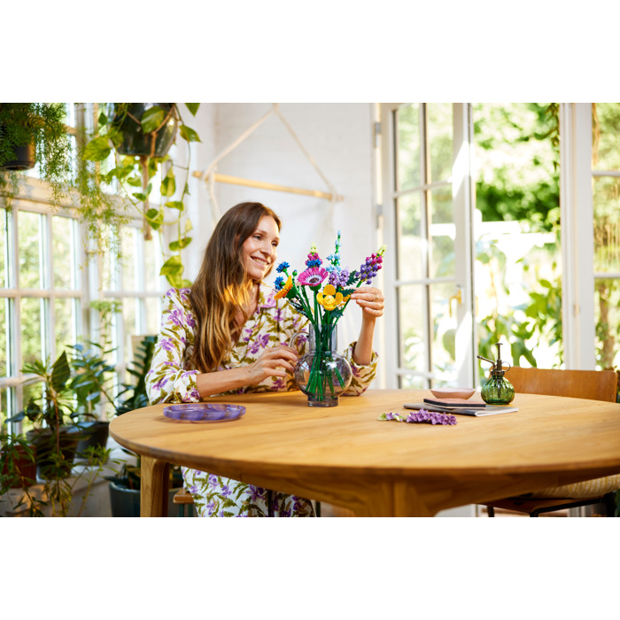 LEGO Wildflower Bouquet Set 10313 | Brick Owl