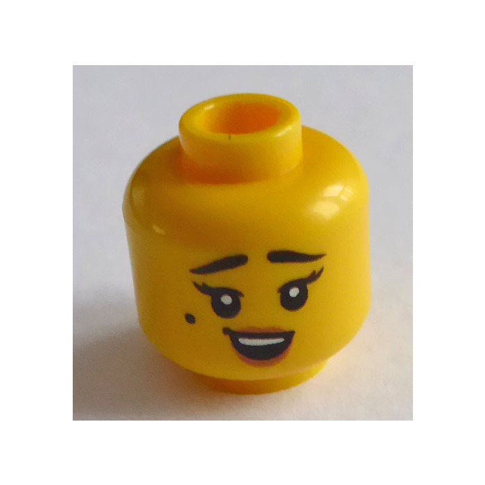 LEGO Yellow Head with Black Eyebrows and Beauty Mark (3626 / 83441 ...