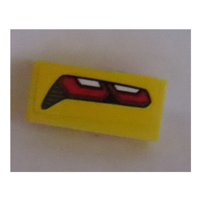 LEGO Amarillo Con pendiente 1 x 2 Curvo con Corvette Taillight Patrón ...