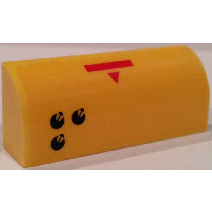 LEGO Jaune Pente 1 x 4 x 1.3 Incurvé avec Loading Arrow, Extraterrestre ...